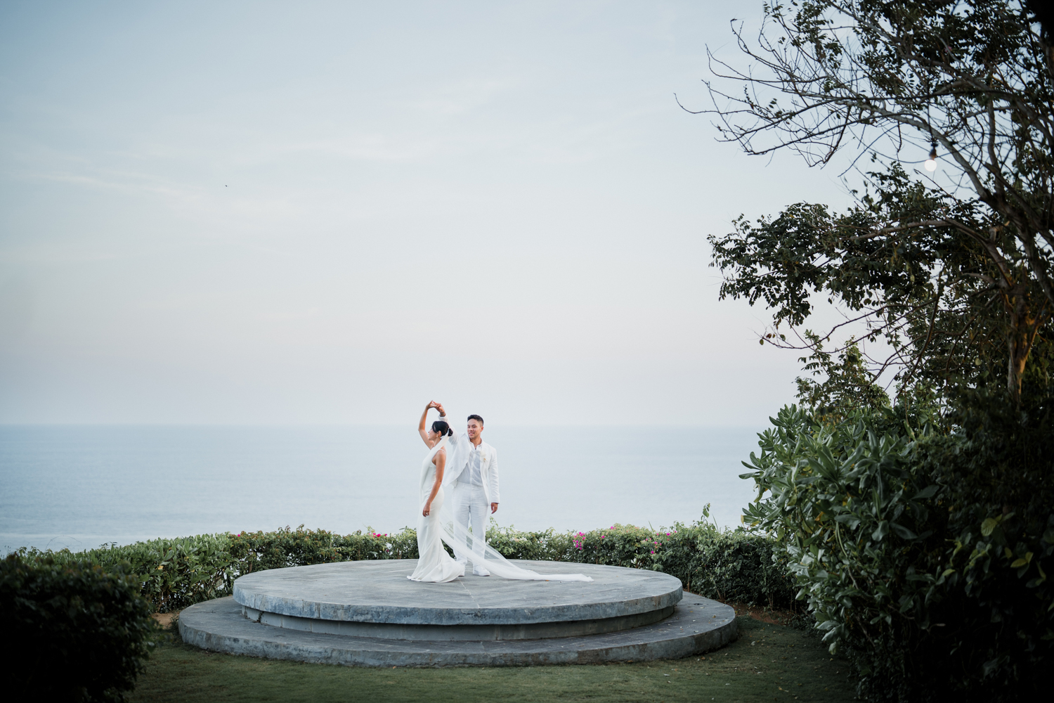 Wedding Wonderland Uluwatu Bali | Daniel & Yen - Maxtu Videography